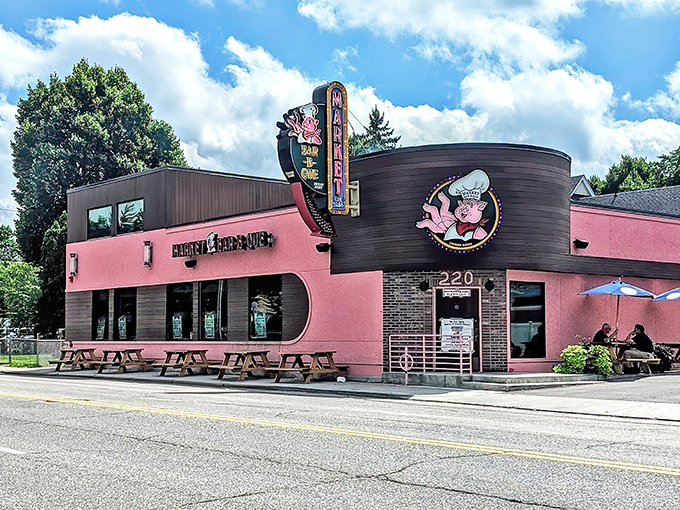 Market Bar-B-Que Restaurant and Food Trucks 1