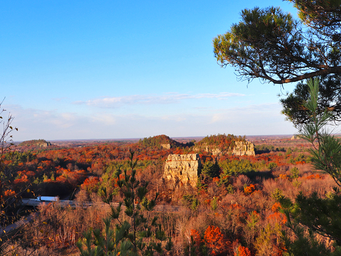 Mill Bluff State Park 9