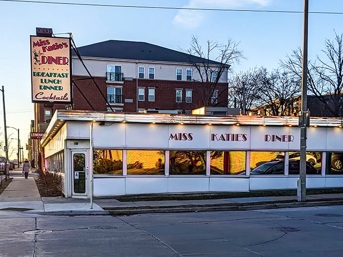 Miss Katie's Diner 1