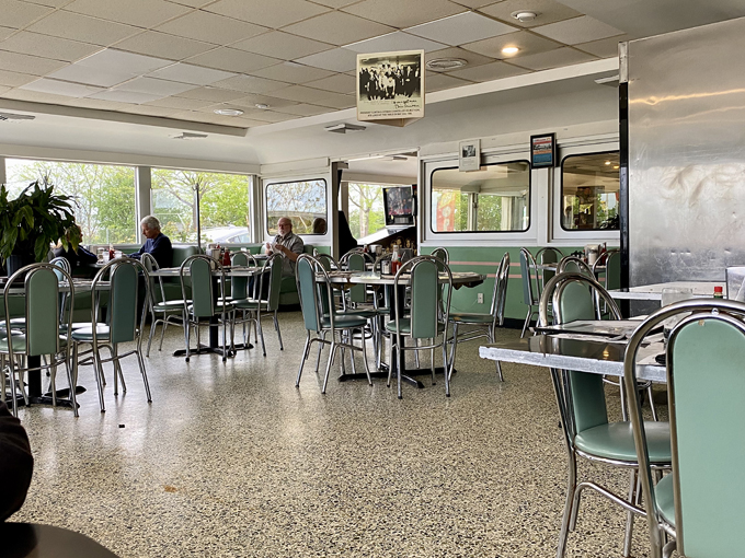 Miss Katie's Diner 7