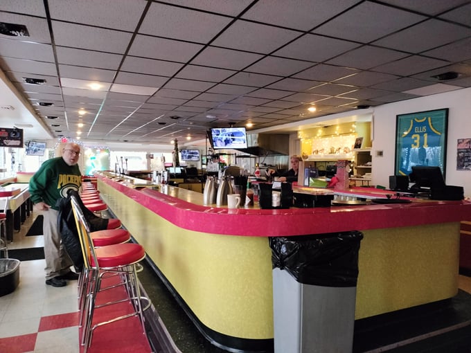 Miss Katie's Diner 8