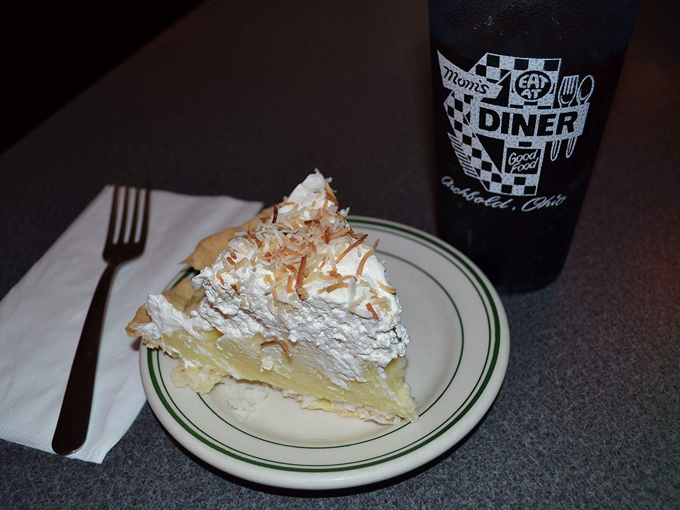 Mom&rsquo;s Diner & Pizzeria 4