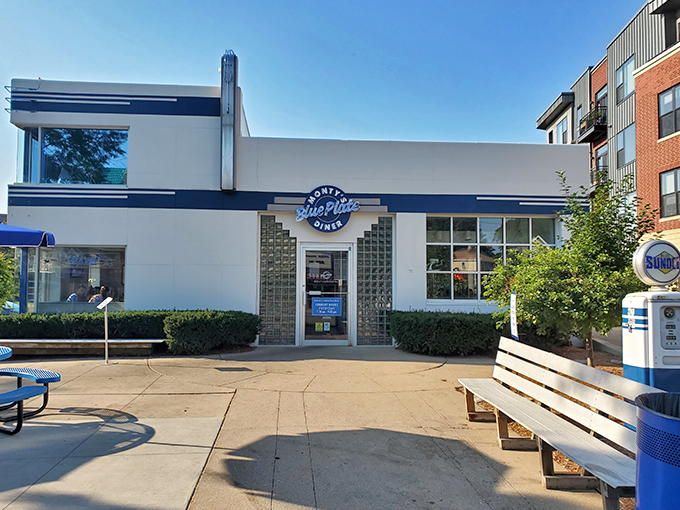 Monty's Blue Plate Diner 1