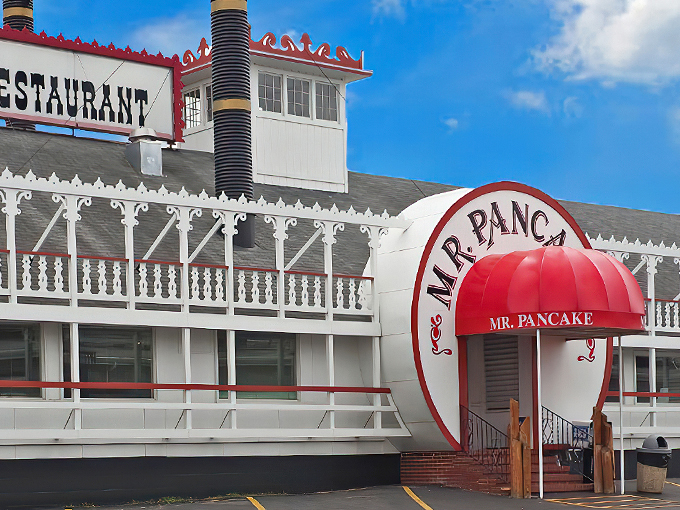 Mr. Pancake Restaurant 1