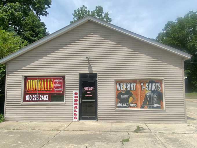 Oddballs Antiques (Clio)