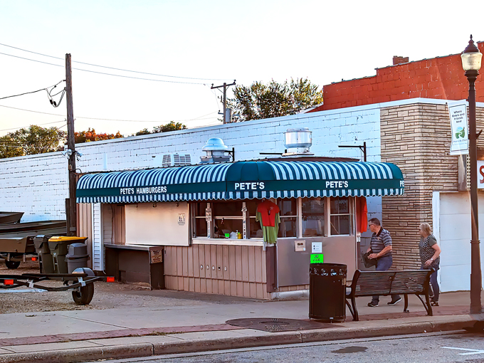 Pete's Hamburger Stand 1