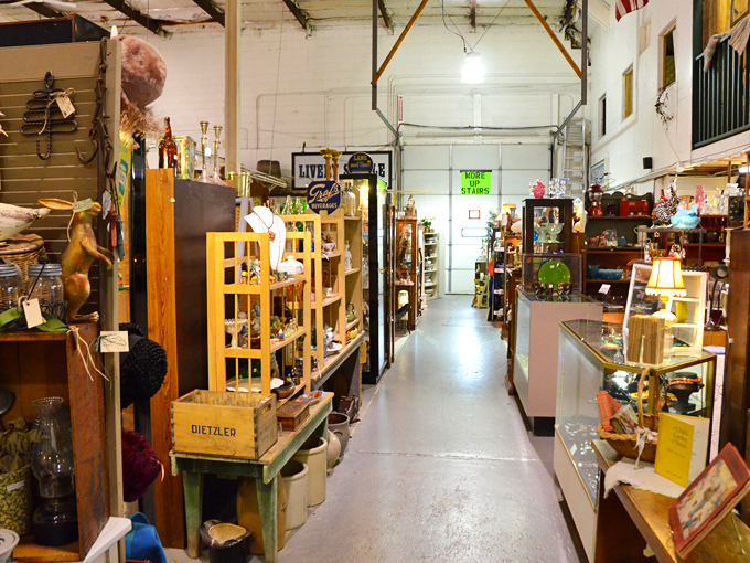 Pilgrim Antique Mall 5