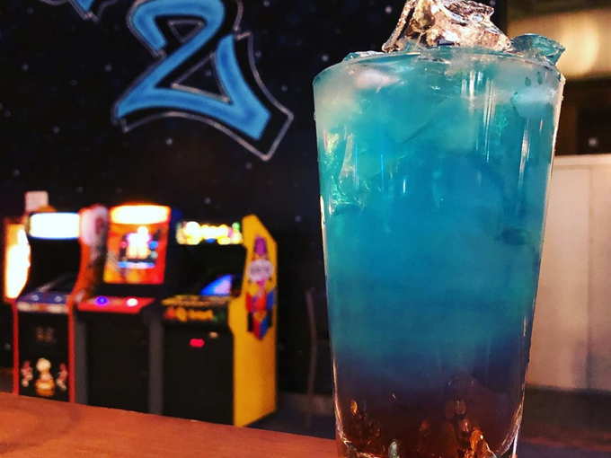 player 2 arcade bar 4