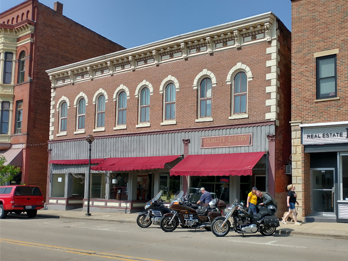 Quality Bakery (Dodgeville)