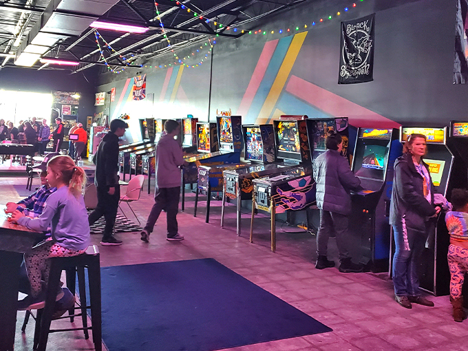 Retro Electric Arcade 9