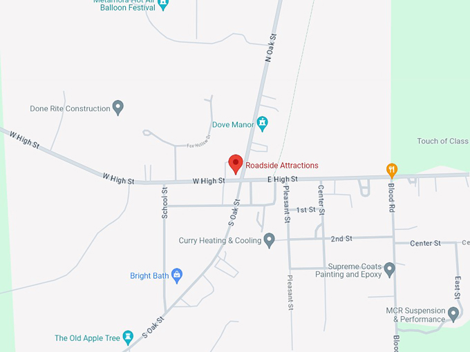 Roadside Attractions Antique & Curiosity Shop 10