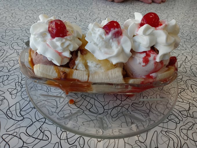 Scoop Deville Ice Cream Shop 4