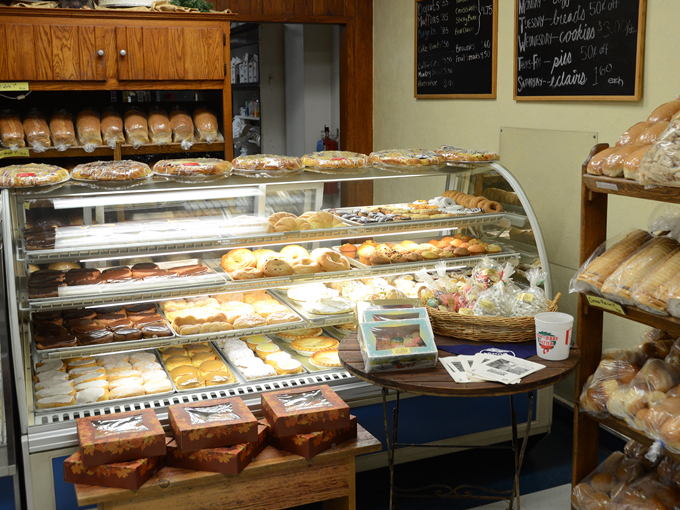 Simple Simon Bakery 9