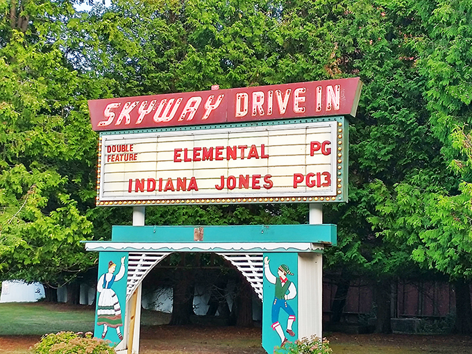 Skyway Drive-In Theatre 2
