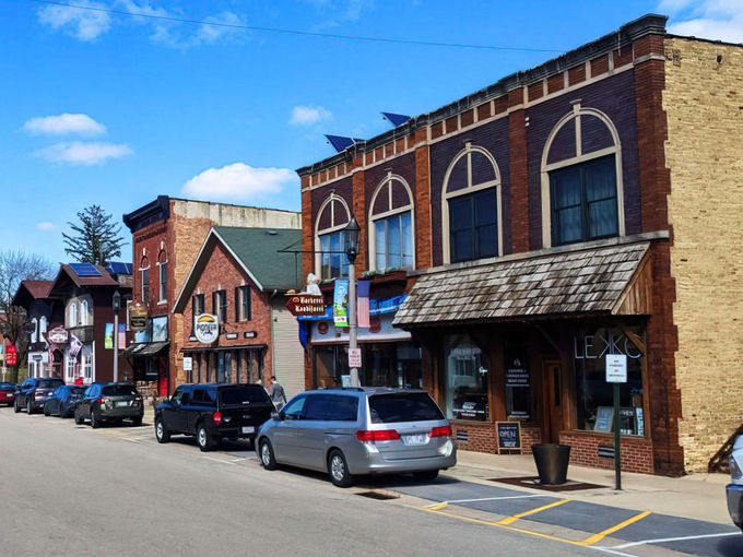 Swissland Miniature Golf 8