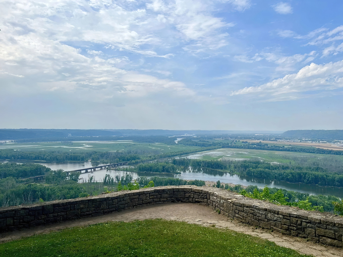 The Bluff Trail in Wyalusing State Park 1