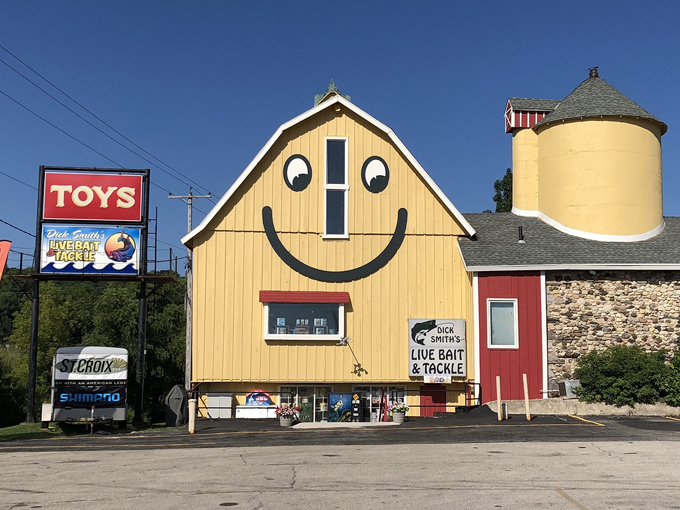The Smiley Barn 2