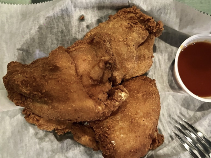 TomKen's Bar & Grill 3