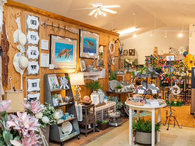 Treehouse Gift & Home 2