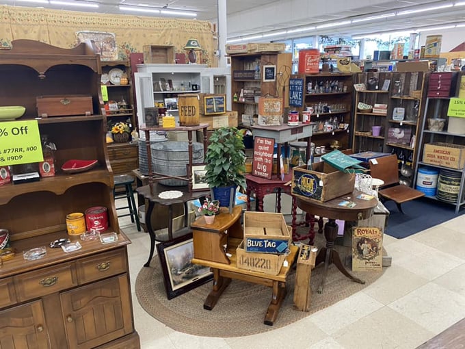 Waterford Unique Antique Market 2