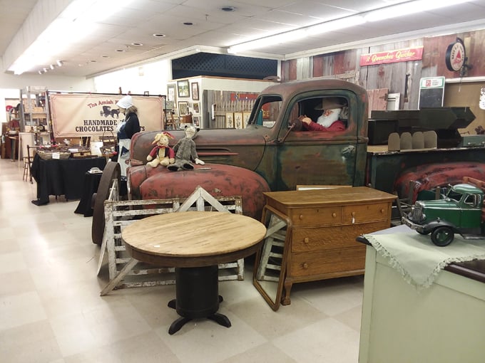 Waterford Unique Antique Market 4