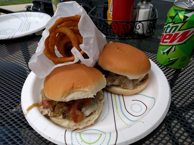 Wedl&rsquo;s Hamburger Stand & Ice Cream Parlor 5