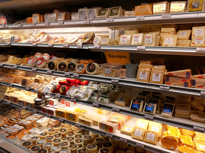Wisconsin Cheese Mart 3