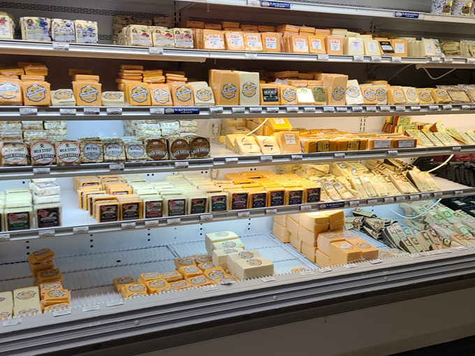 Wisconsin Cheese Mart 8