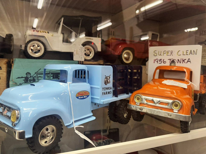 Wisconsin Dells Antique Mall 7