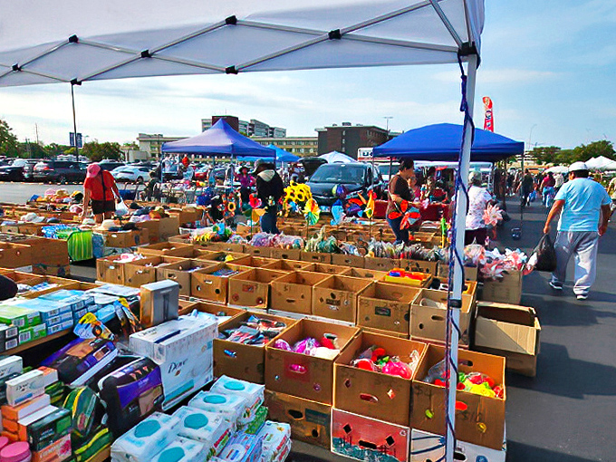 Wolff's Flea Market 2