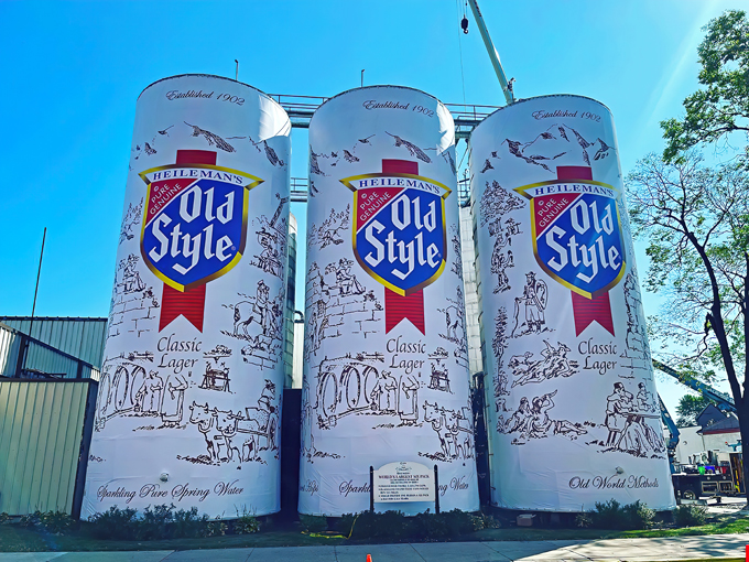 World's Largest Six-Pack 1