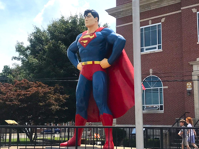 World's Largest Superman Statue 2