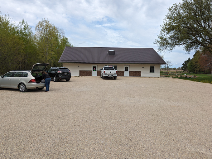 Yoder&rsquo;s Bakery 7