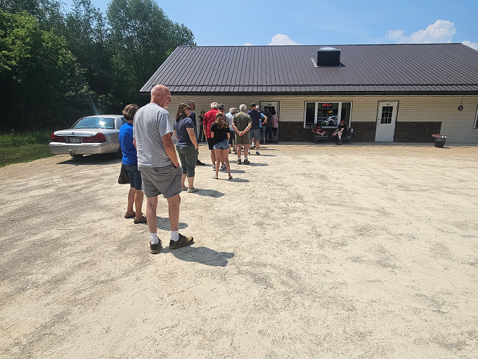 Yoder&rsquo;s Bakery 8