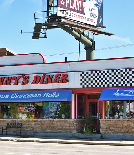 best cinnamon rolls wisconsin ftr