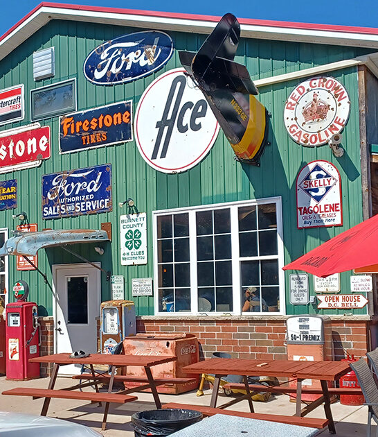 car themed bar wisconsin ftr