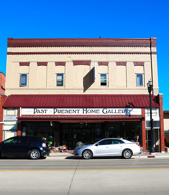 expansive antique store minnesota ftr