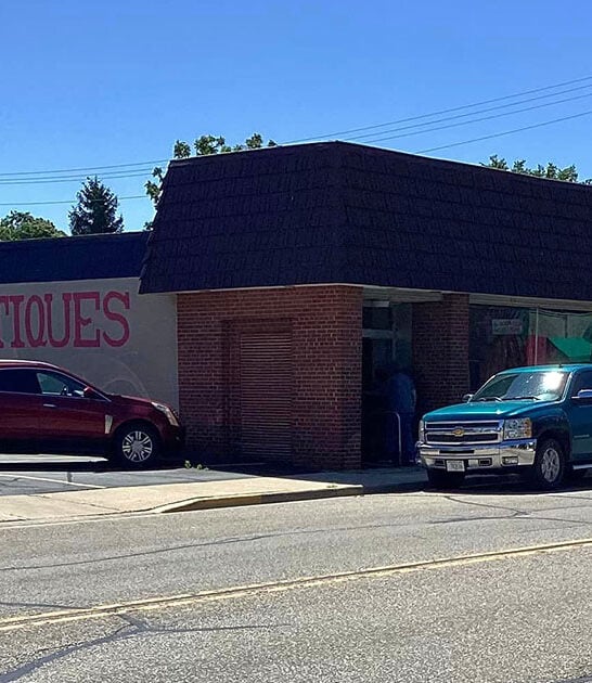 expansive wisconsin antique store ftr