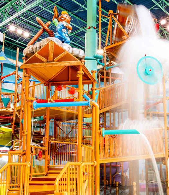 gigantic indoor waterpark minnesota ftr