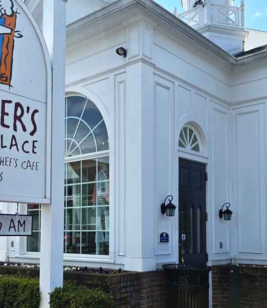 legendary restaurant in michigan ftr