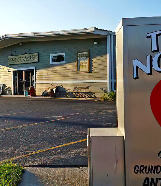 massive antique warehouse illinois ftr