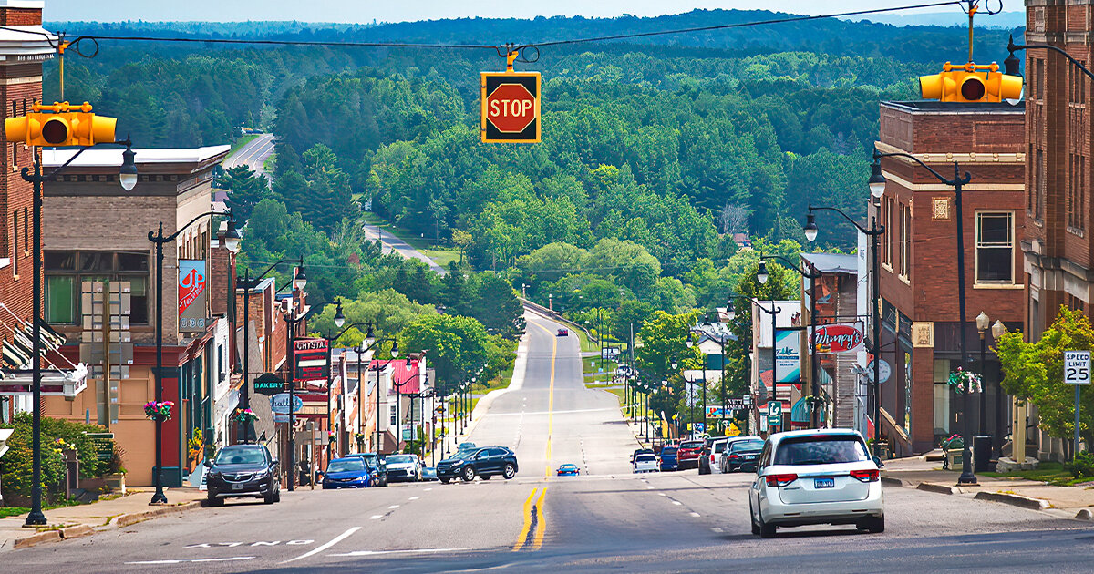 The Charming Small Town In Michigan That’s Perfect For Family Weekend ...