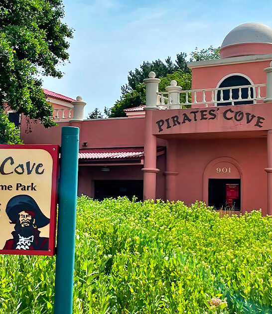 pirate themed park illinois ftr