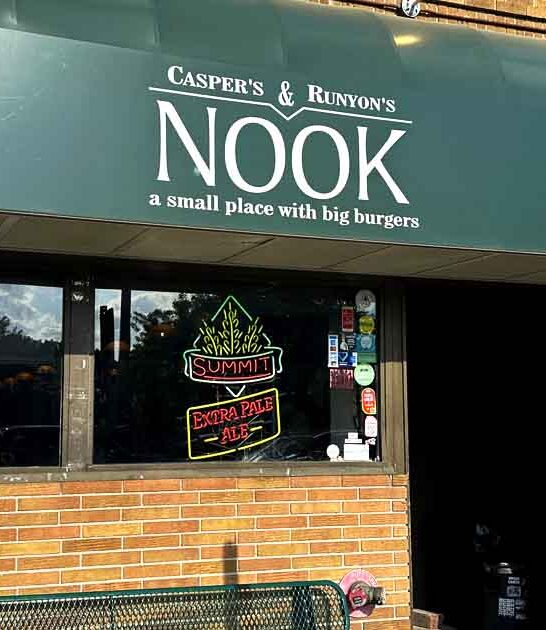 quirky dive bar minnesota ftr