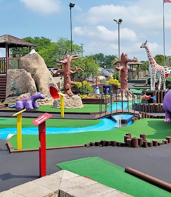 quirky mini golf wisconsin ftr