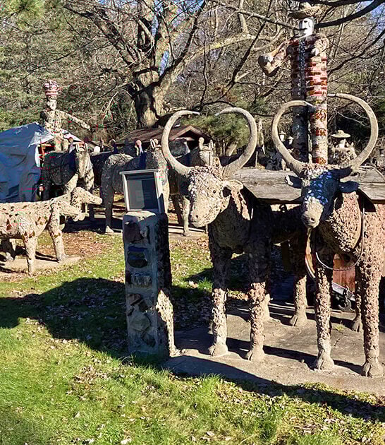 quirky sculpture park wisconsin ftr