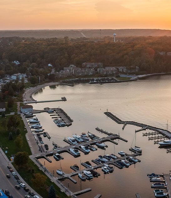 relaxing lakeside town wisconsin ftr