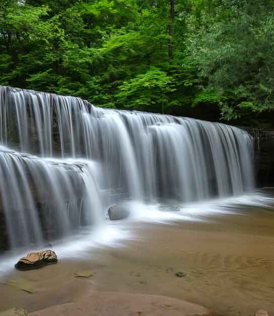 stunning waterfall in minnesota ftr