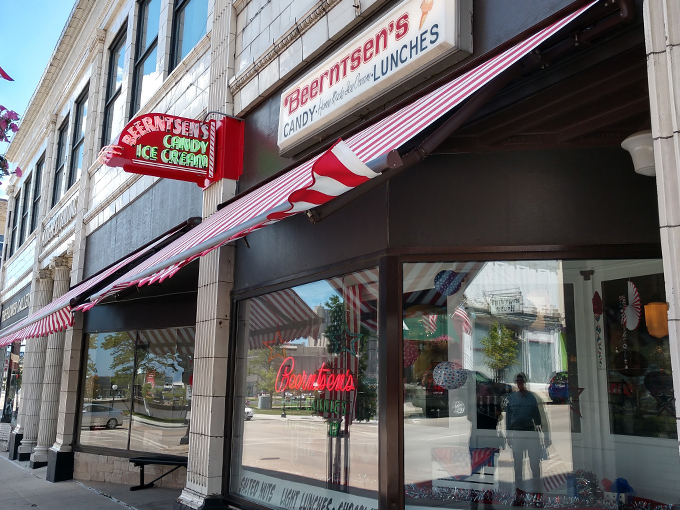 sweetest road trip wisconsin 6