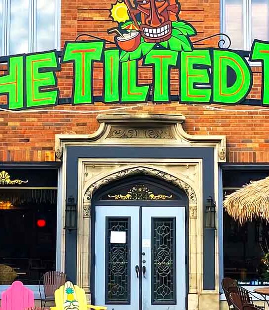 tropical themed bar minnesota ftr